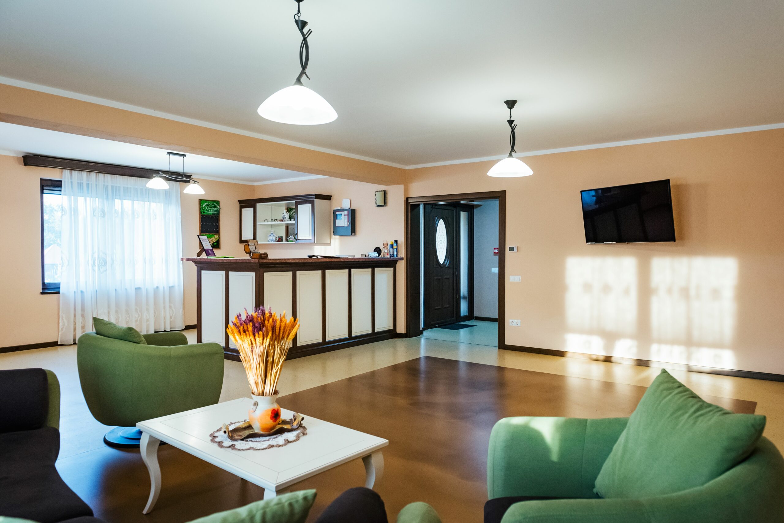 Galerie Foto Interior - Rai Romanesc